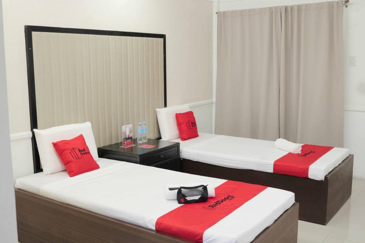 REDDOORZ PREMIUM @ WIRELESS MANDAUE CEBU HOTEL 4⋆ ::: PHILIPPINES ...